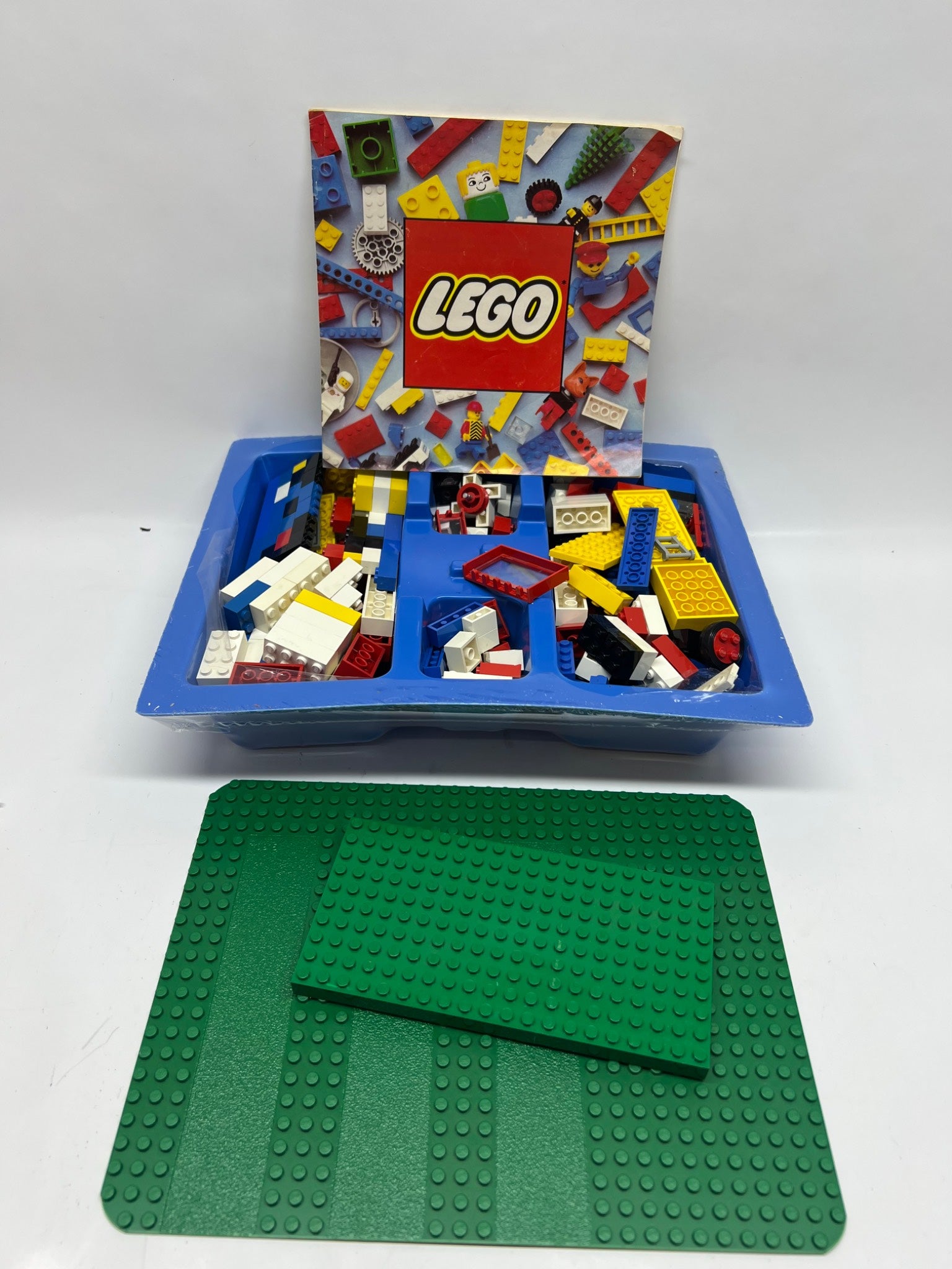 Rare 1970s LEGO Basic Set #3 - Bilingual Canadian Edition (Box & Tray ...